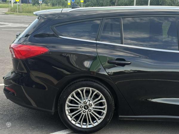 Melns Ford Focus 2018 Kauņa, ar dzinēja tilpumu 1.50 L un nobraukumu 215 tūkst. km par 7550 €, foto 5 vietnē AUTOMOTO.COM.LV