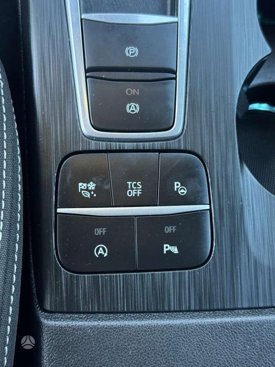 Melns Ford Focus 2018 Kauņa, ar dzinēja tilpumu 1.50 L un nobraukumu 215 tūkst. km par 7550 €, foto 10 vietnē AUTOMOTO.COM.LV