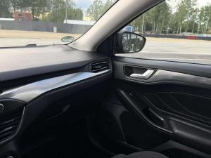 Melns Ford Focus 2018 Kauņa, ar dzinēja tilpumu 1.50 L un nobraukumu 215 tūkst. km par 7550 €, foto 12 vietnē AUTOMOTO.COM.LV