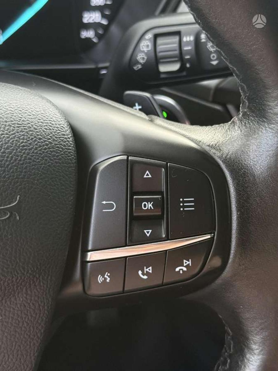 Melns Ford Focus 2018 Kauņa, ar dzinēja tilpumu 1.50 L un nobraukumu 215 tūkst. km par 7550 €, foto 14 vietnē AUTOMOTO.COM.LV