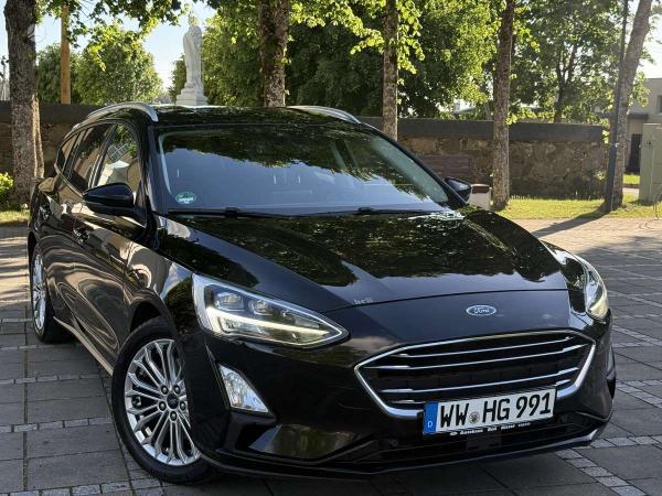 Black Ford Focus 2018 in Kaunas, with an engine capacity of 1.50 L and mileage of 215 thousand km for 7150 €, photo 1 on AUTOMOTO.COM.LV