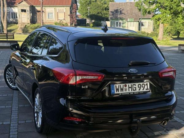 Black Ford Focus 2018 in Kaunas, with an engine capacity of 1.50 L and mileage of 215 thousand km for 7150 €, photo 7 on AUTOMOTO.COM.LV