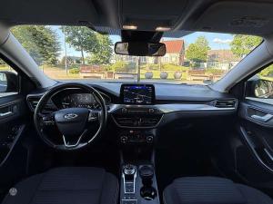 Black Ford Focus 2018 in Kaunas, with an engine capacity of 1.50 L and mileage of 215 thousand km for 7150 €, photo 12 on AUTOMOTO.COM.LV