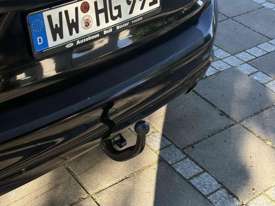 Black Ford Focus 2018 in Kaunas, with an engine capacity of 1.50 L and mileage of 215 thousand km for 7150 €, photo 41 on AUTOMOTO.COM.LV