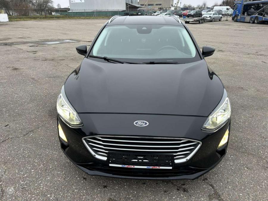 Black Ford Focus 2019 in Marijampole, with an engine capacity of 1.50 L and mileage of 182 thousand km for 7350 €, photo 1 on AUTOMOTO.COM.LV