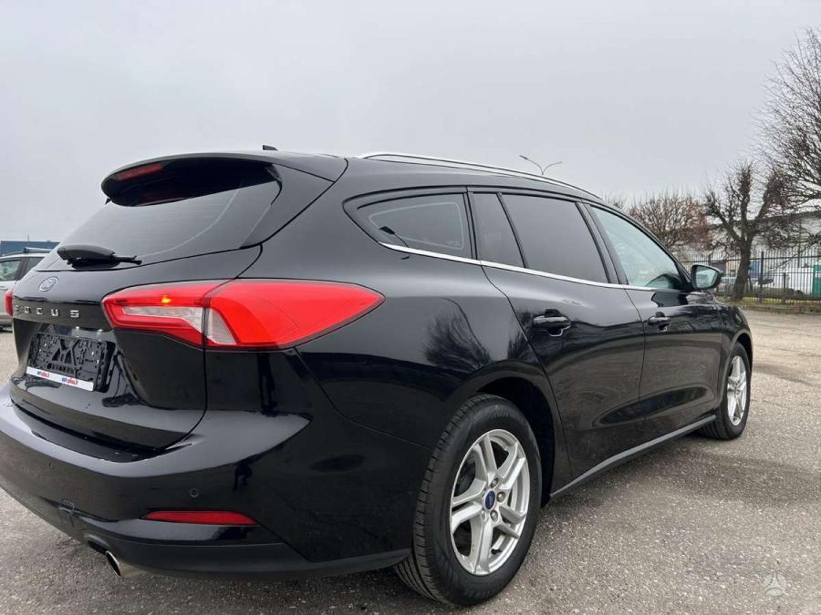 Black Ford Focus 2019 in Marijampole, with an engine capacity of 1.50 L and mileage of 182 thousand km for 7350 €, photo 2 on AUTOMOTO.COM.LV
