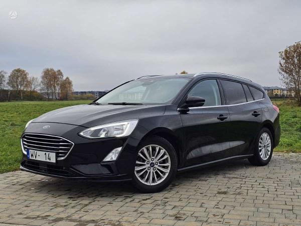 Black Ford Focus 2019 in Marupe, with an engine capacity of 1.00 L and mileage of 111 thousand km for 9000 €, photo 1 on AUTOMOTO.COM.LV