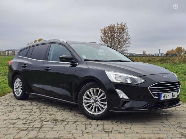 Black Ford Focus 2019 in Marupe, with an engine capacity of 1.00 L and mileage of 111 thousand km for 9000 €, photo 2 on AUTOMOTO.COM.LV