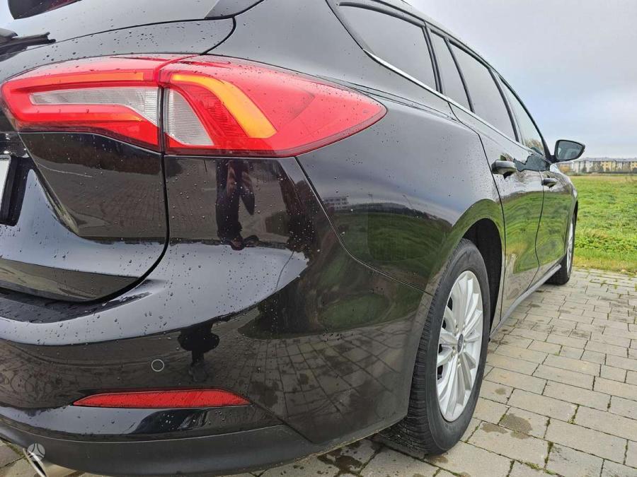 Black Ford Focus 2019 in Marupe, with an engine capacity of 1.00 L and mileage of 111 thousand km for 9000 €, photo 14 on AUTOMOTO.COM.LV