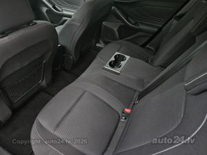 Black Ford Focus 2019 in Riga, with an engine capacity of 1.00 L and mileage of 113 thousand km for 8900 €, photo 16 on AUTOMOTO.COM.LV