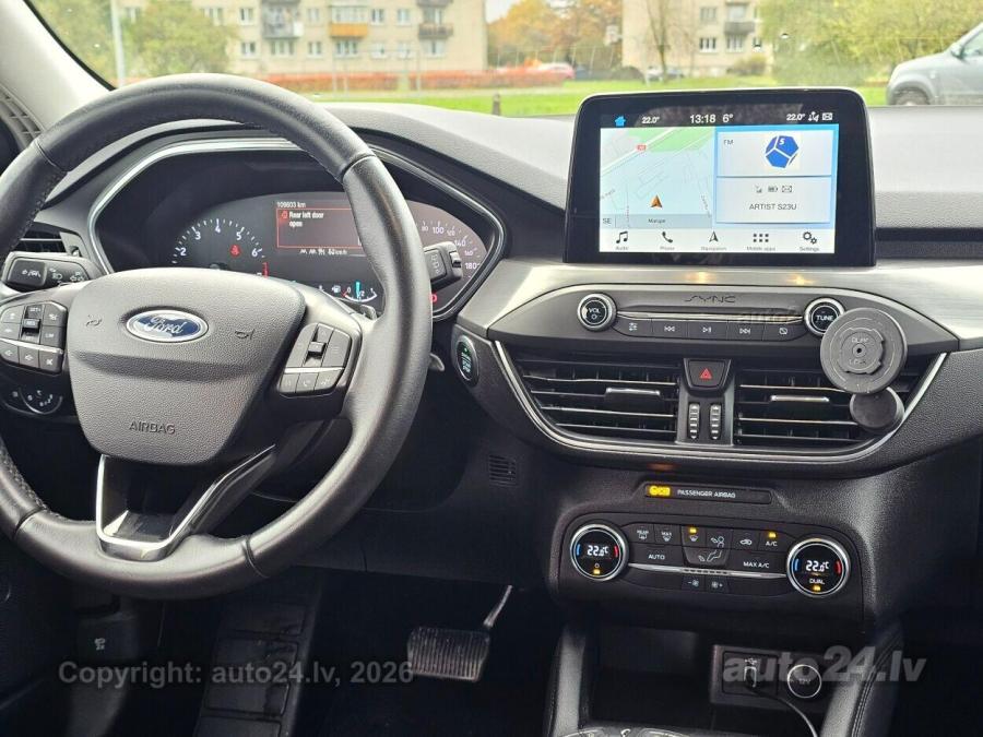 Black Ford Focus 2019 in Riga, with an engine capacity of 1.00 L and mileage of 113 thousand km for 8900 €, photo 17 on AUTOMOTO.COM.LV