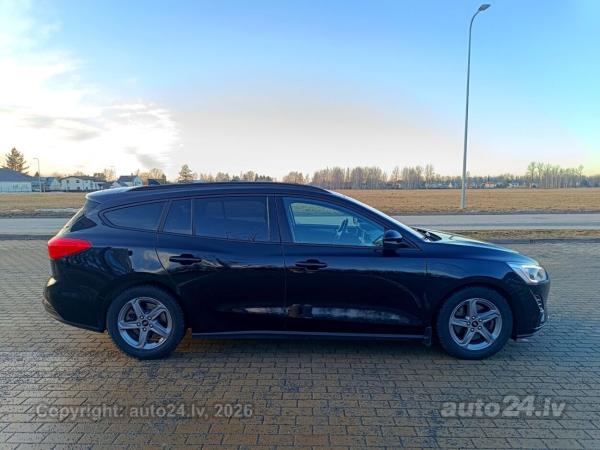 Melns Ford Focus 2019 Tartu, ar dzinēja tilpumu 1.00 L un nobraukumu 135 tūkst. km par 10999 €, foto 5 vietnē AUTOMOTO.COM.LV