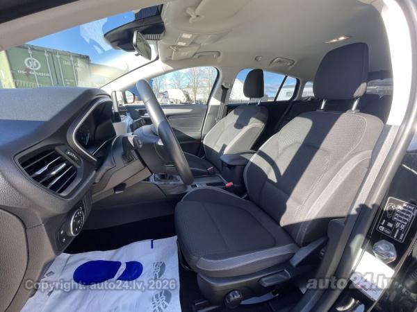Black Ford Focus 2019 in Tartu, with an engine capacity of 1.50 L and mileage of 183 thousand km for 9799 €, photo 8 on AUTOMOTO.COM.LV