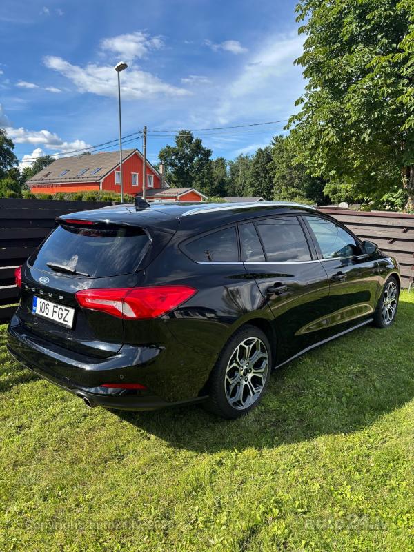 Melns Ford Focus 2019 Pērnava, ar dzinēja tilpumu 1.00 L un nobraukumu 148 tūkst. km par 10990 €, foto 5 vietnē AUTOMOTO.COM.LV