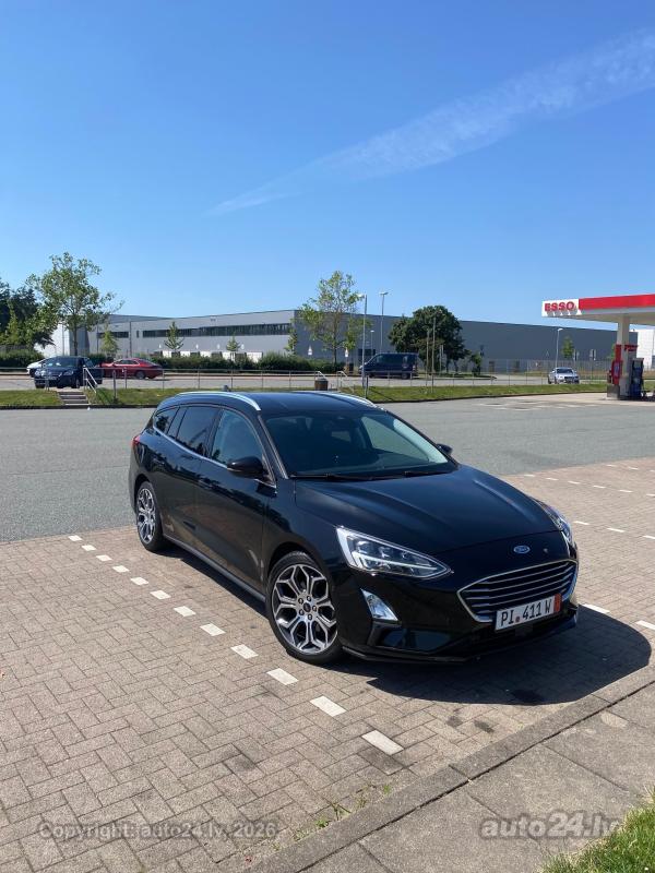 Melns Ford Focus 2019 Pērnava, ar dzinēja tilpumu 1.00 L un nobraukumu 148 tūkst. km par 10990 €, foto 9 vietnē AUTOMOTO.COM.LV