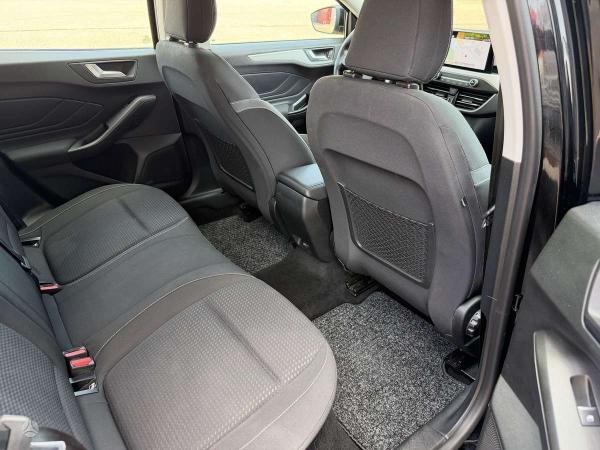 Black Ford Focus 2019 in Kaunas, with an engine capacity of 1.50 L and mileage of 230 thousand km for 6900 €, photo 9 on AUTOMOTO.COM.LV