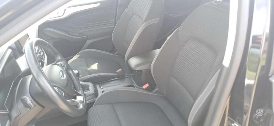 Melns Ford Focus 2019 Kauņa, ar dzinēja tilpumu 1.50 L un nobraukumu 192 tūkst. km par 6450 €, foto 12 vietnē AUTOMOTO.COM.LV