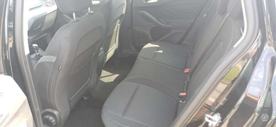 Melns Ford Focus 2019 Kauņa, ar dzinēja tilpumu 1.50 L un nobraukumu 192 tūkst. km par 6450 €, foto 14 vietnē AUTOMOTO.COM.LV
