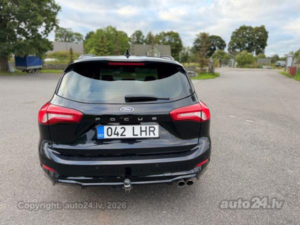 Black Ford Focus 2019 in Tallinn, with an engine capacity of 1.50 L and mileage of 291 thousand km for 8290 €, photo 4 on AUTOMOTO.COM.LV