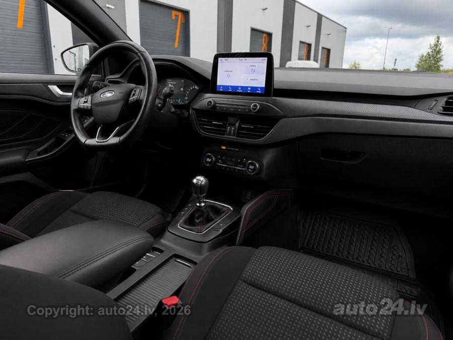 Melns Ford Focus 2019 Tallina, ar dzinēja tilpumu 1.50 L un nobraukumu 291 tūkst. km par 8290 €, foto 13 vietnē AUTOMOTO.COM.LV