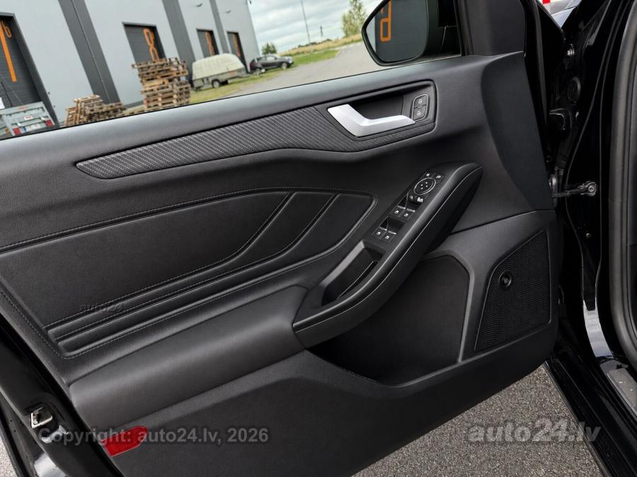 Melns Ford Focus 2019 Tallina, ar dzinēja tilpumu 1.50 L un nobraukumu 291 tūkst. km par 8290 €, foto 16 vietnē AUTOMOTO.COM.LV