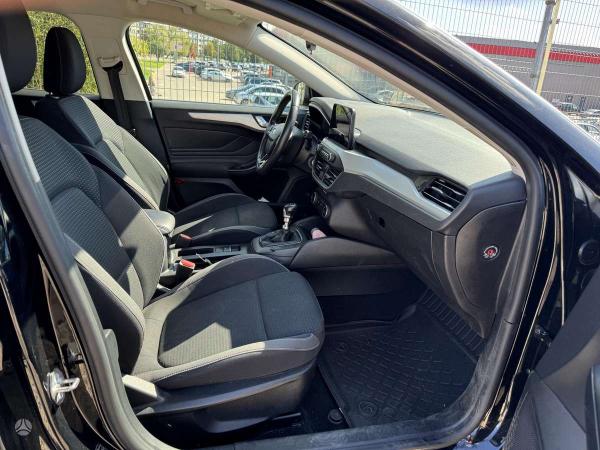 Melns Ford Focus 2019 Alīta, ar dzinēja tilpumu 1.50 L un nobraukumu 288 tūkst. km par 3650 €, foto 9 vietnē AUTOMOTO.COM.LV