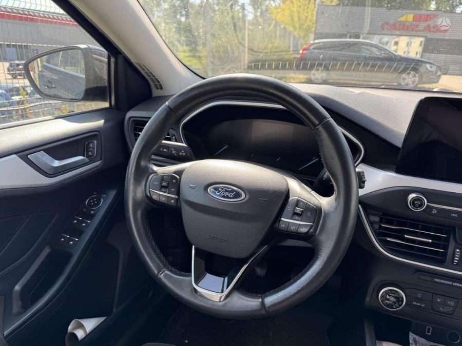 Black Ford Focus 2019 in Alytus, with an engine capacity of 1.50 L and mileage of 288 thousand km for 3650 €, photo 11 on AUTOMOTO.COM.LV