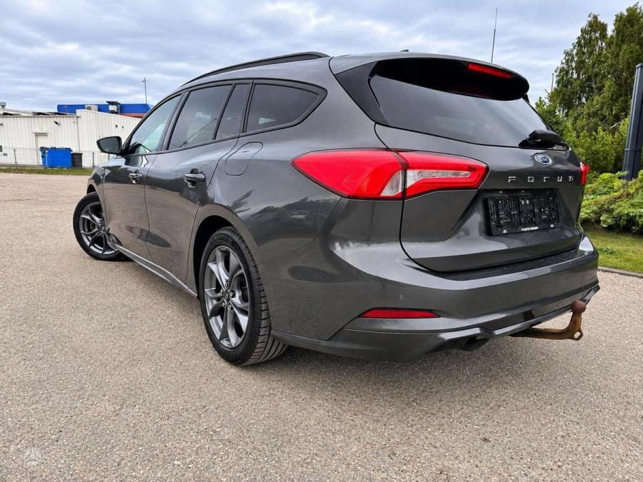 Melns Ford Focus 2019 Pakruojis, ar dzinēja tilpumu 1.50 L un nobraukumu 201 tūkst. km par 7800 €, foto 6 vietnē AUTOMOTO.COM.LV