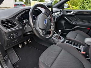 Melns Ford Focus 2019 Pakruojis, ar dzinēja tilpumu 1.50 L un nobraukumu 201 tūkst. km par 7800 €, foto 11 vietnē AUTOMOTO.COM.LV