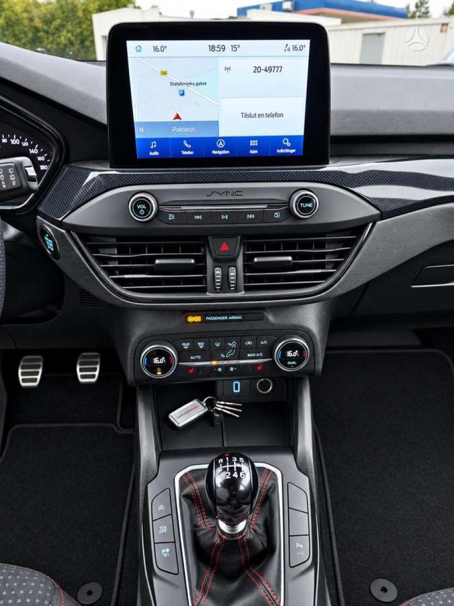Melns Ford Focus 2019 Pakruojis, ar dzinēja tilpumu 1.50 L un nobraukumu 201 tūkst. km par 7800 €, foto 12 vietnē AUTOMOTO.COM.LV