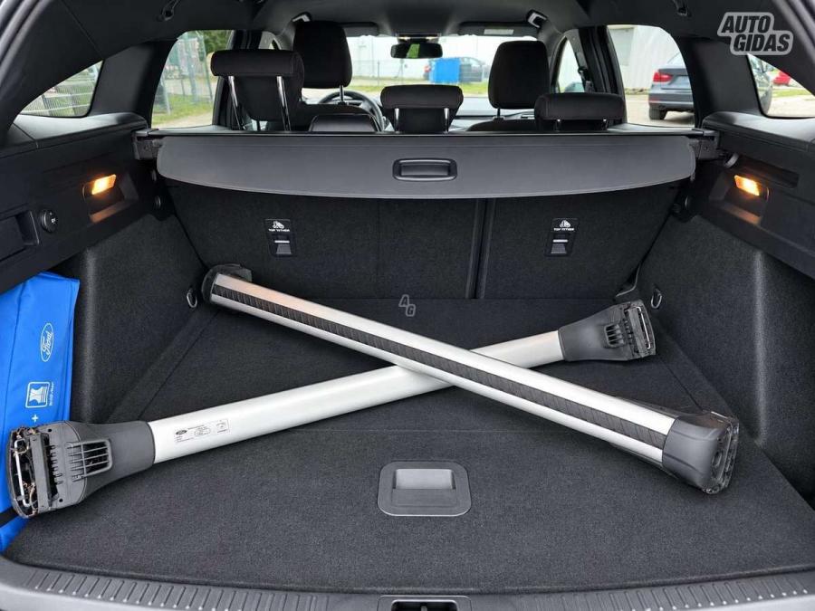 Melns Ford Focus 2019 Pakruojis, ar dzinēja tilpumu 1.50 L un nobraukumu 201 tūkst. km par 7800 €, foto 8 vietnē AUTOMOTO.COM.LV