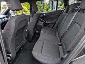 Melns Ford Focus 2019 Pakruojis, ar dzinēja tilpumu 1.50 L un nobraukumu 201 tūkst. km par 7800 €, foto 9 vietnē AUTOMOTO.COM.LV
