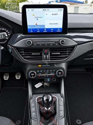 Melns Ford Focus 2019 Pakruojis, ar dzinēja tilpumu 1.50 L un nobraukumu 201 tūkst. km par 7800 €, foto 12 vietnē AUTOMOTO.COM.LV