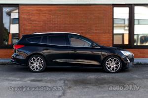 Melns Ford Focus 2019 Pērnava, ar dzinēja tilpumu 1.00 L un nobraukumu 150 tūkst. km par 9990 €, foto 7 vietnē AUTOMOTO.COM.LV