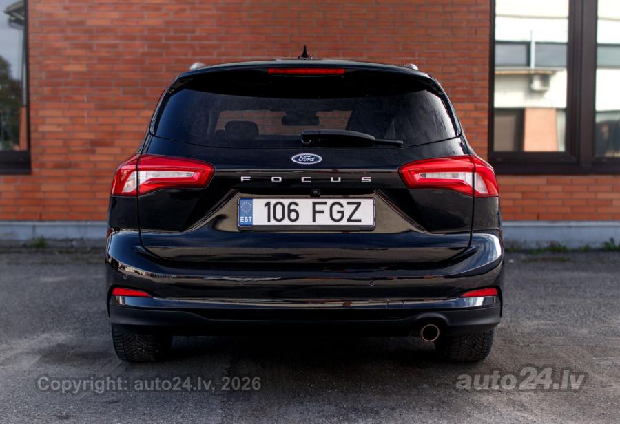 Melns Ford Focus 2019 Pērnava, ar dzinēja tilpumu 1.00 L un nobraukumu 150 tūkst. km par 9990 €, foto 9 vietnē AUTOMOTO.COM.LV