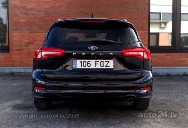 Black Ford Focus 2019 in Parnu, with an engine capacity of 1.00 L and mileage of 150 thousand km for 9990 €, photo 9 on AUTOMOTO.COM.LV