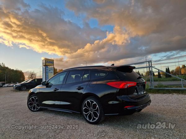 Melns Ford Focus 2019 Tartu, ar dzinēja tilpumu 2.00 L un nobraukumu 190 tūkst. km par 10490 €, foto 4 vietnē AUTOMOTO.COM.LV