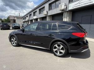 Black Ford Focus 2020 in Siauliai, with an engine capacity of 1.00 L and mileage of 182 thousand km for 7400 €, photo 3 on AUTOMOTO.COM.LV