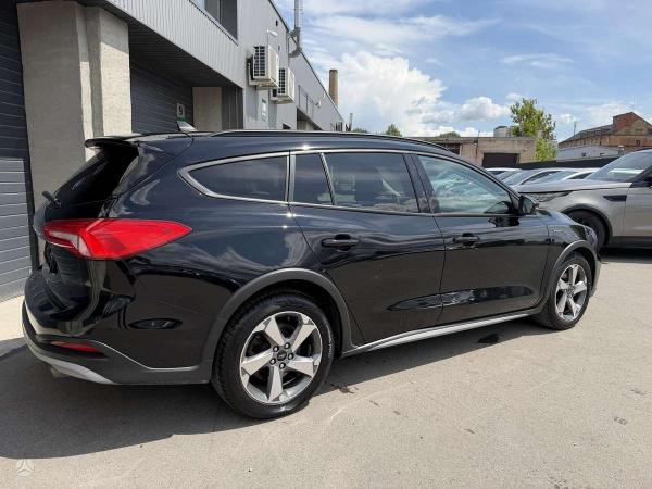 Melns Ford Focus 2020 Šauļi, ar dzinēja tilpumu 1.00 L un nobraukumu 182 tūkst. km par 7400 €, foto 6 vietnē AUTOMOTO.COM.LV
