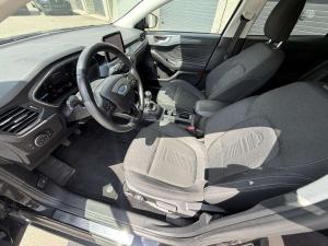 Black Ford Focus 2020 in Siauliai, with an engine capacity of 1.00 L and mileage of 182 thousand km for 7400 €, photo 17 on AUTOMOTO.COM.LV