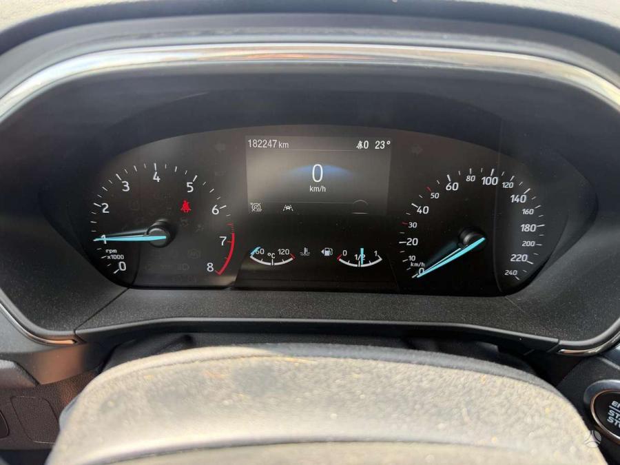 Black Ford Focus 2020 in Siauliai, with an engine capacity of 1.00 L and mileage of 182 thousand km for 7400 €, photo 23 on AUTOMOTO.COM.LV