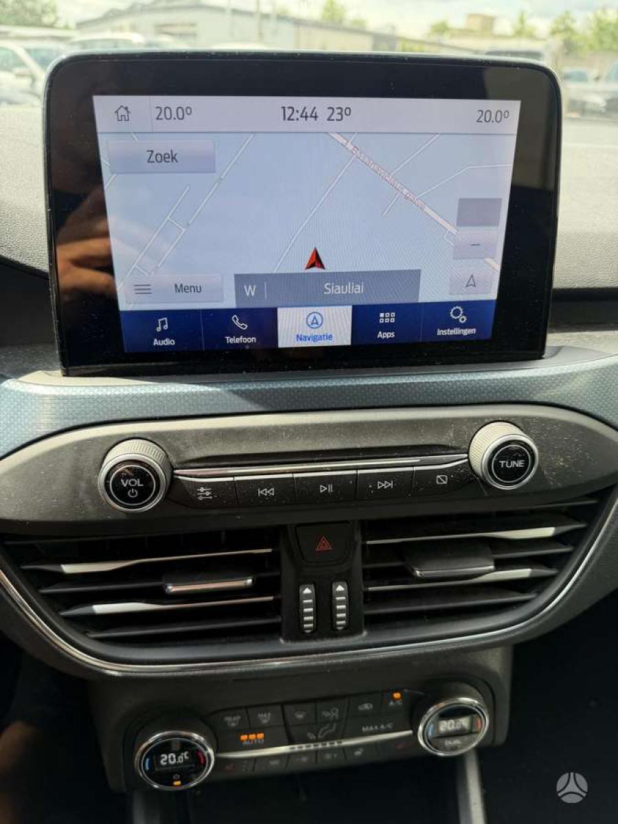 Black Ford Focus 2020 in Siauliai, with an engine capacity of 1.00 L and mileage of 182 thousand km for 7400 €, photo 26 on AUTOMOTO.COM.LV
