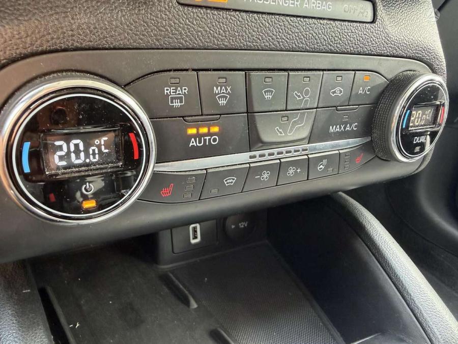 Black Ford Focus 2020 in Siauliai, with an engine capacity of 1.00 L and mileage of 182 thousand km for 7400 €, photo 29 on AUTOMOTO.COM.LV