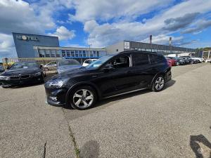 Black Ford Focus 2020 in Kaunas, with an engine capacity of 2.00 L and mileage of 206 thousand km for 8999 €, photo 3 on AUTOMOTO.COM.LV