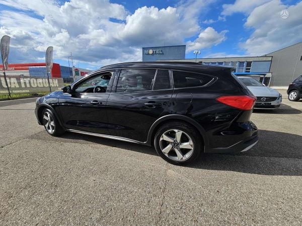 Melns Ford Focus 2020 Kauņa, ar dzinēja tilpumu 2.00 L un nobraukumu 206 tūkst. km par 8999 €, foto 4 vietnē AUTOMOTO.COM.LV