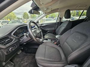 Black Ford Focus 2020 in Kaunas, with an engine capacity of 2.00 L and mileage of 206 thousand km for 8999 €, photo 21 on AUTOMOTO.COM.LV