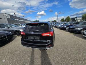 Black Ford Focus 2020 in Kaunas, with an engine capacity of 2.00 L and mileage of 206 thousand km for 8999 €, photo 27 on AUTOMOTO.COM.LV