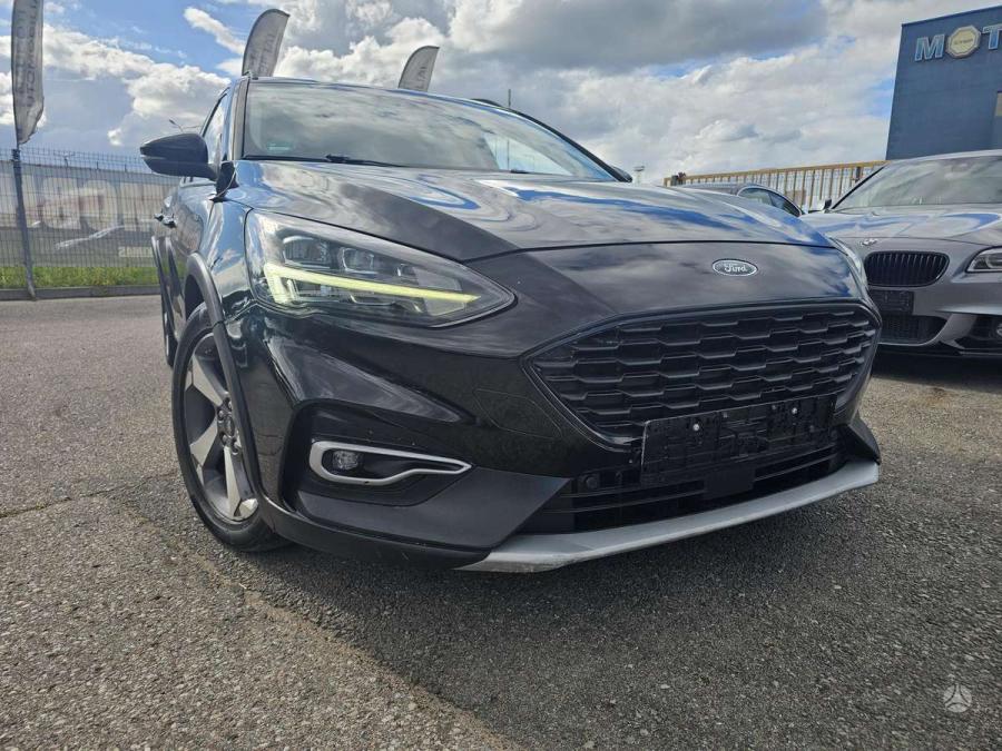 Black Ford Focus 2020 in Kaunas, with an engine capacity of 2.00 L and mileage of 206 thousand km for 8999 €, photo 36 on AUTOMOTO.COM.LV