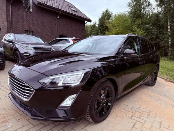 Melns Ford Focus 2020 Kauņa, ar dzinēja tilpumu 1.50 L un nobraukumu 200 tūkst. km par 8550 €, foto 3 vietnē AUTOMOTO.COM.LV
