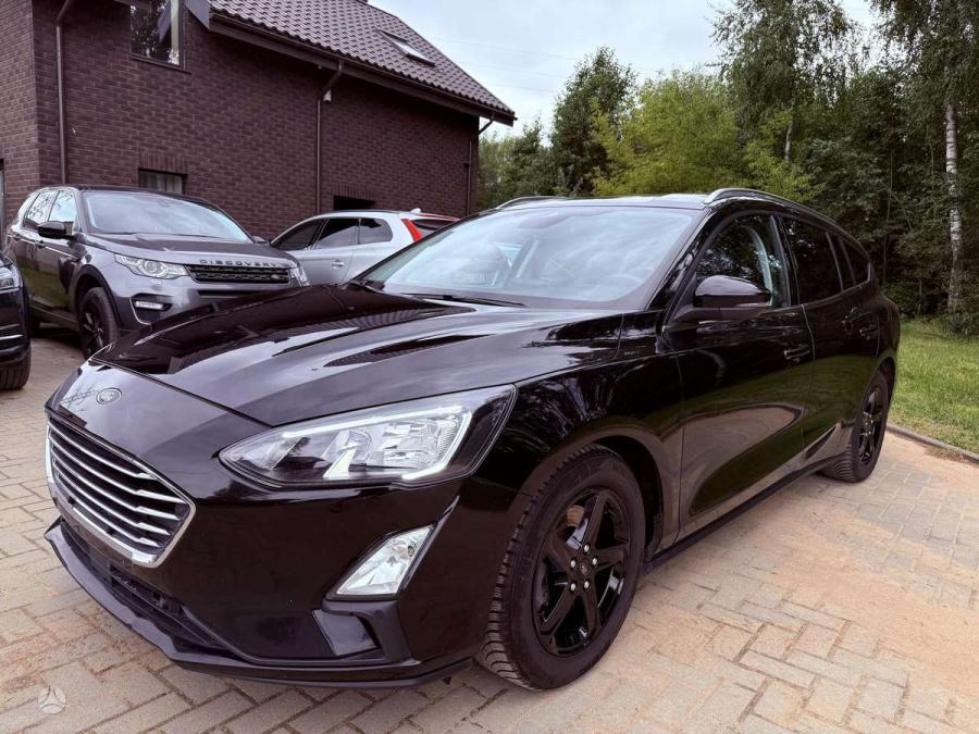Melns Ford Focus 2020 Kauņa, ar dzinēja tilpumu 1.50 L un nobraukumu 200 tūkst. km par 8550 €, foto 4 vietnē AUTOMOTO.COM.LV